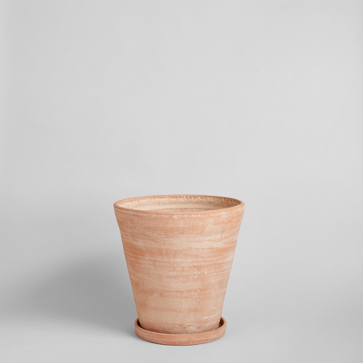 Studio Planter | Whitewash | Small – Material Wit
